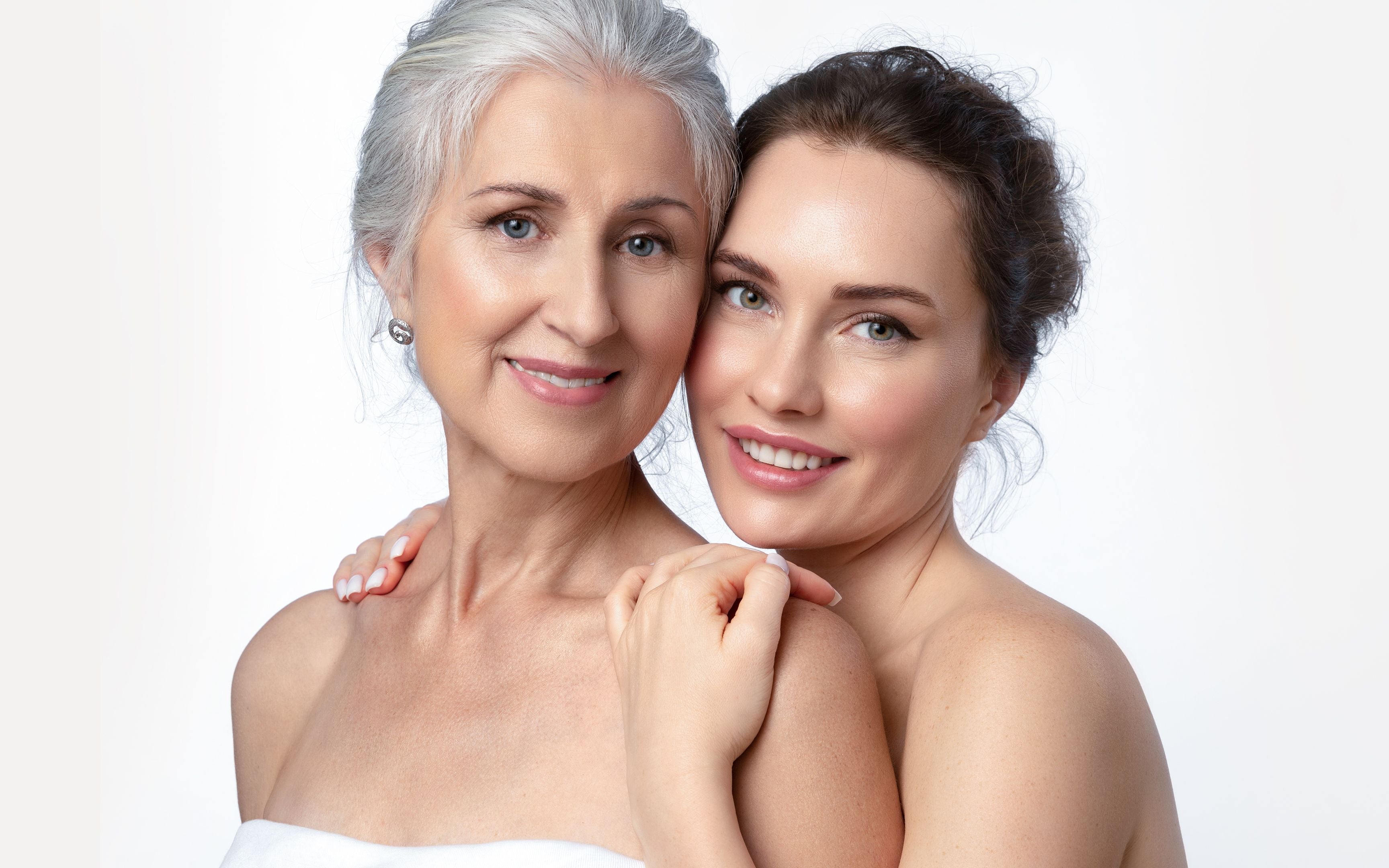 IPL vs. LED Red Light: Your Guide to Glowing Facial Skin